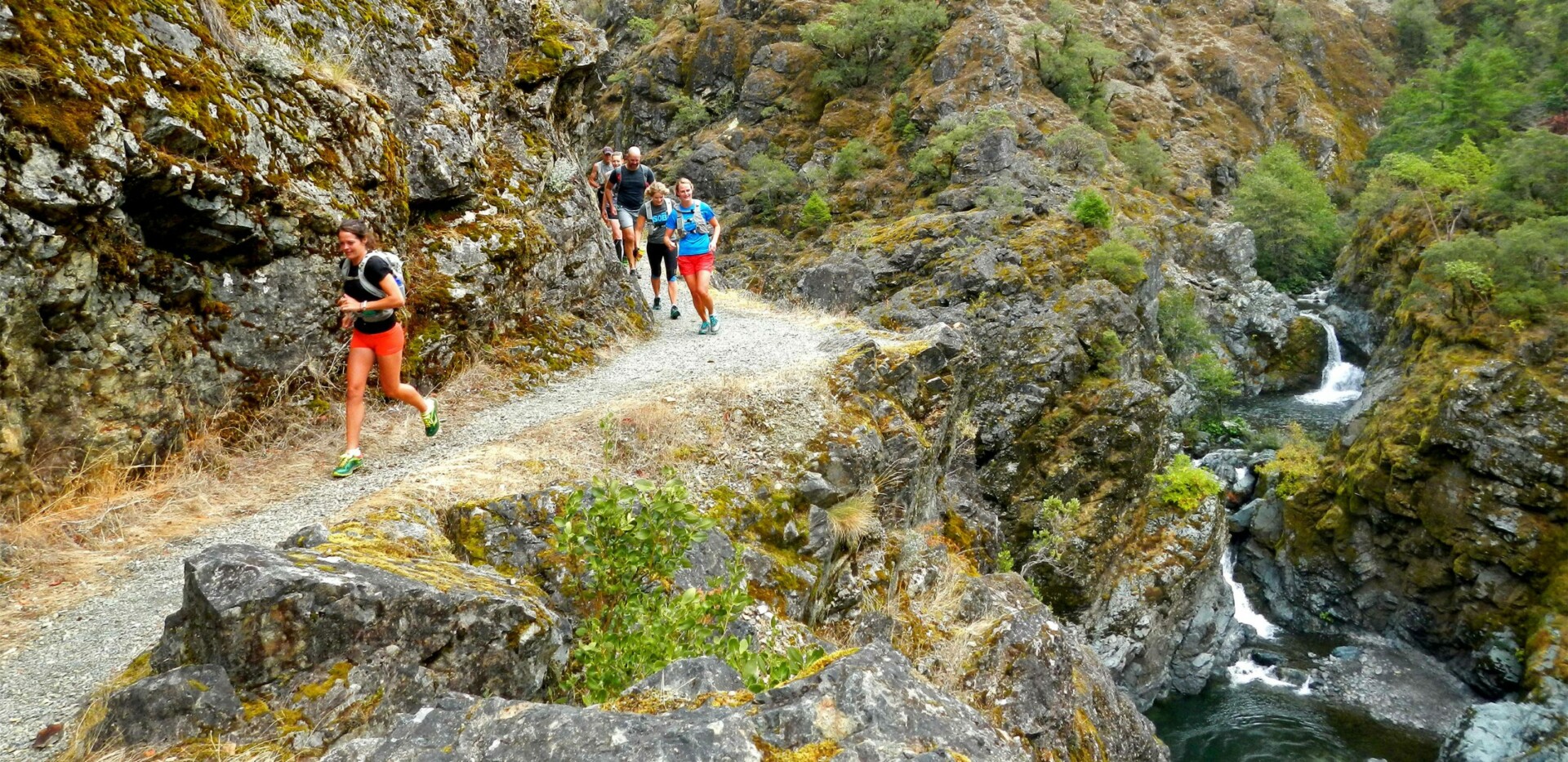 Rogue River Trail Running | Momentum River Expeditions