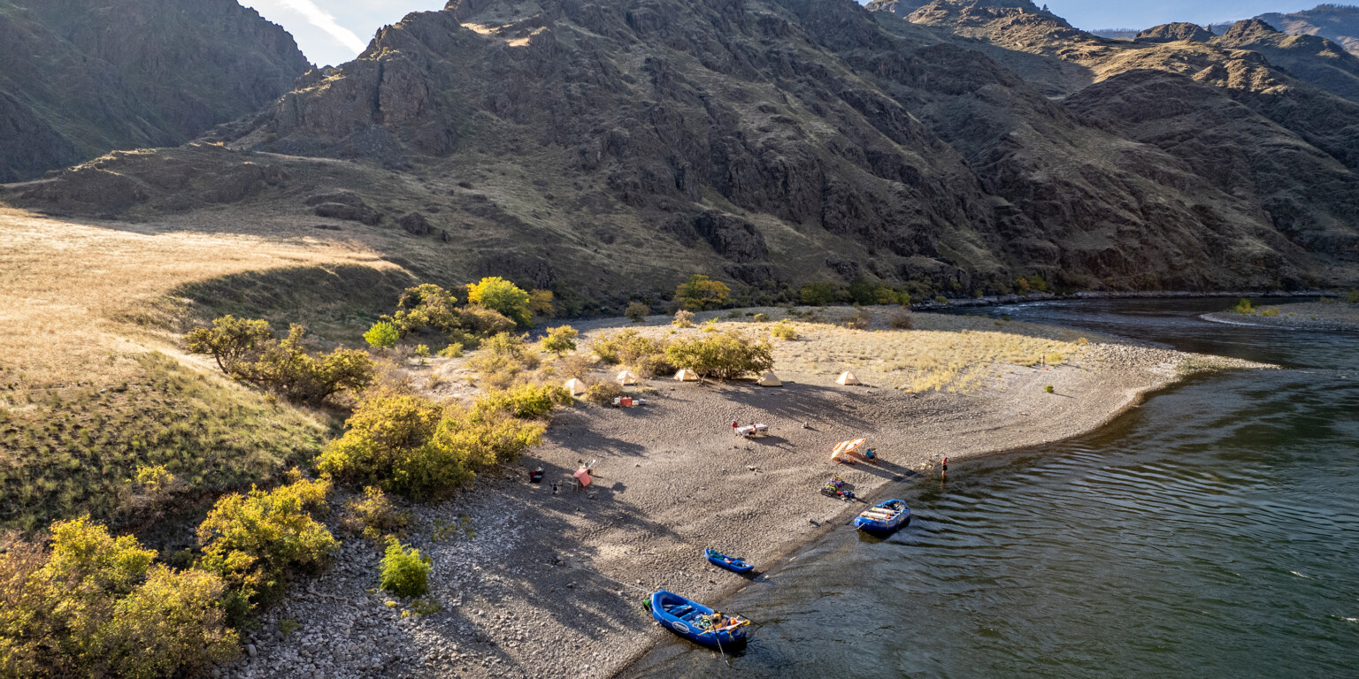 Custom & Charter Trips Snake River – Rafting Hells Canyon | Momentum ...