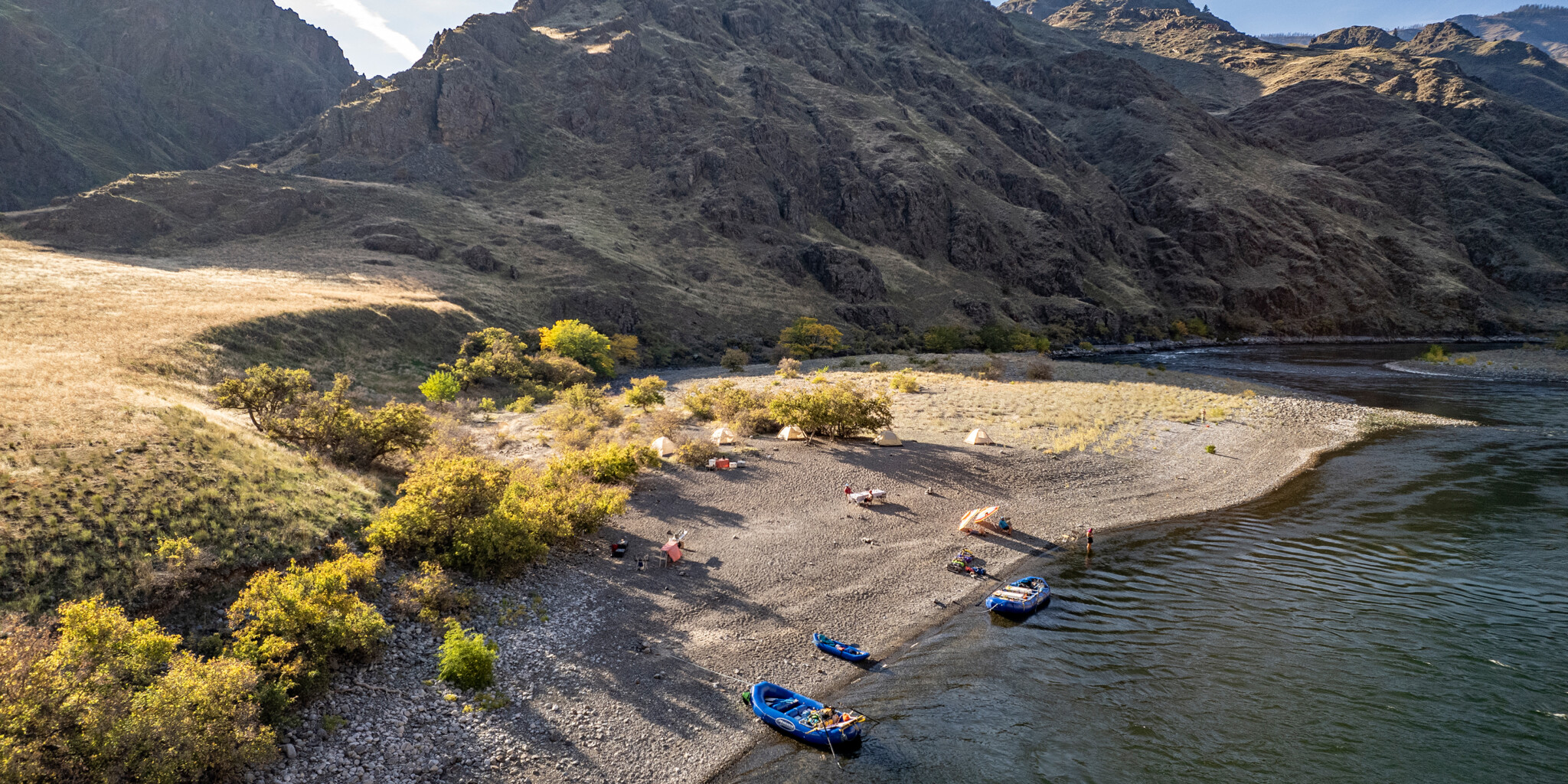 Custom & Charter Trips Snake River – Rafting Hells Canyon | Momentum ...